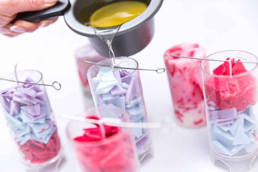 Candle making courses, craft kits and handcrafted gifts